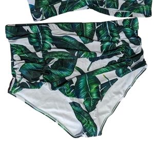 Daci | Swim | White With Green Leaf Pattern 2 Piece Swimwear Nwt Plus ...